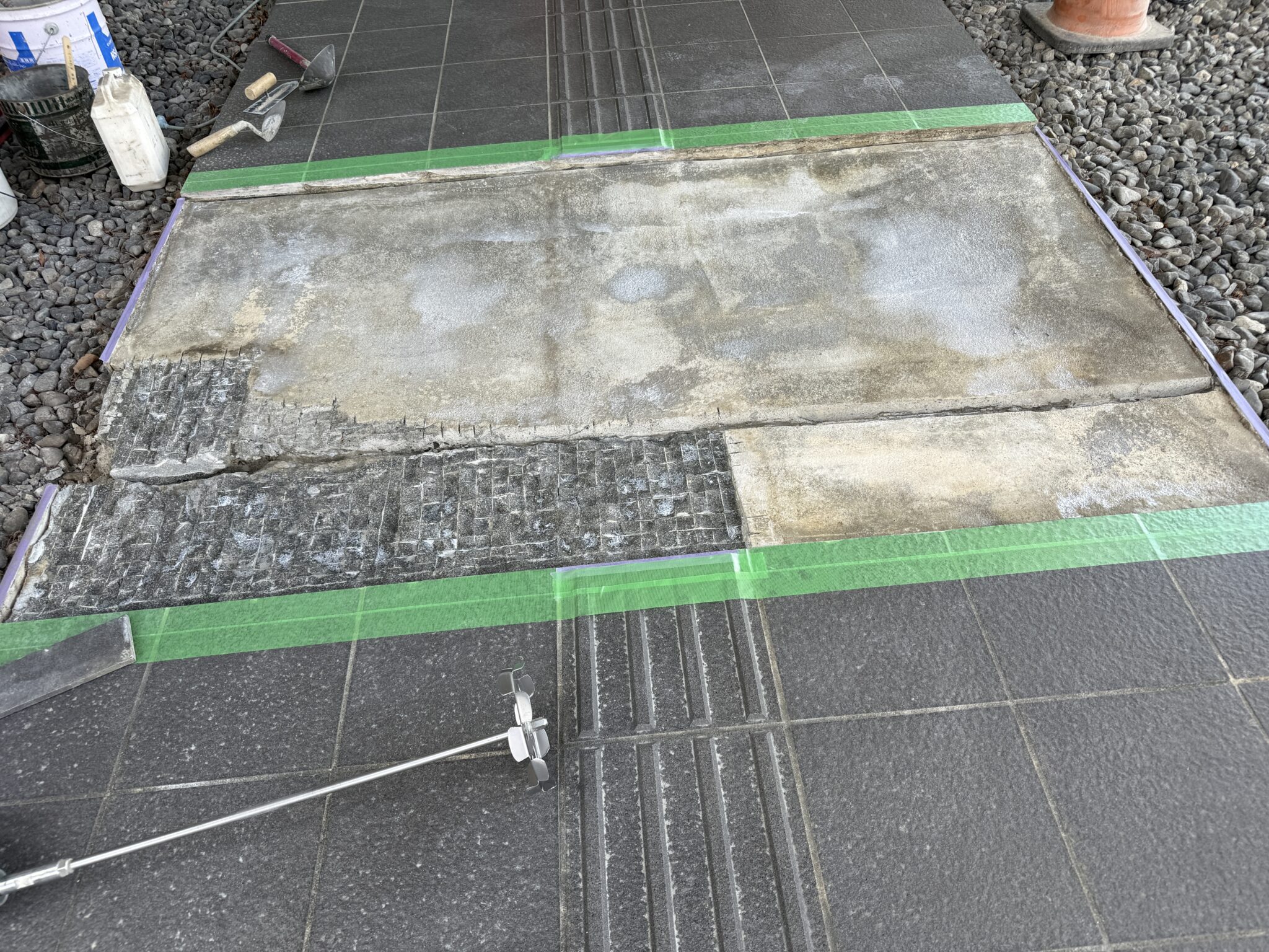 天竜某施設 タイル修繕工事 浜松市天竜区 | ハマニ株式会社